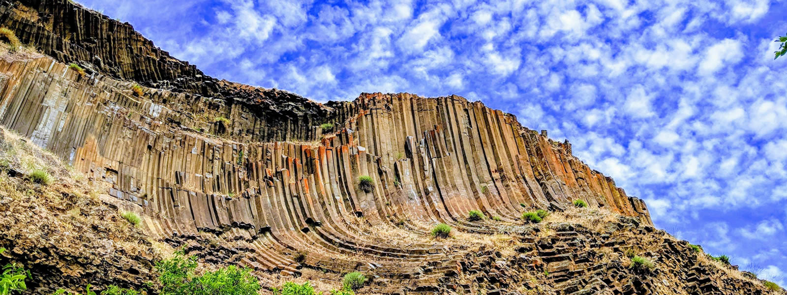 1 Day safari to Hells Gate National Park in Kenya- Cycling & Gorge walks